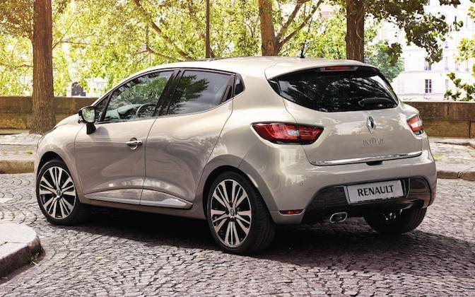 El Renault Clio Initiale Paris es el mas lujoso de la gama y ya se ...
